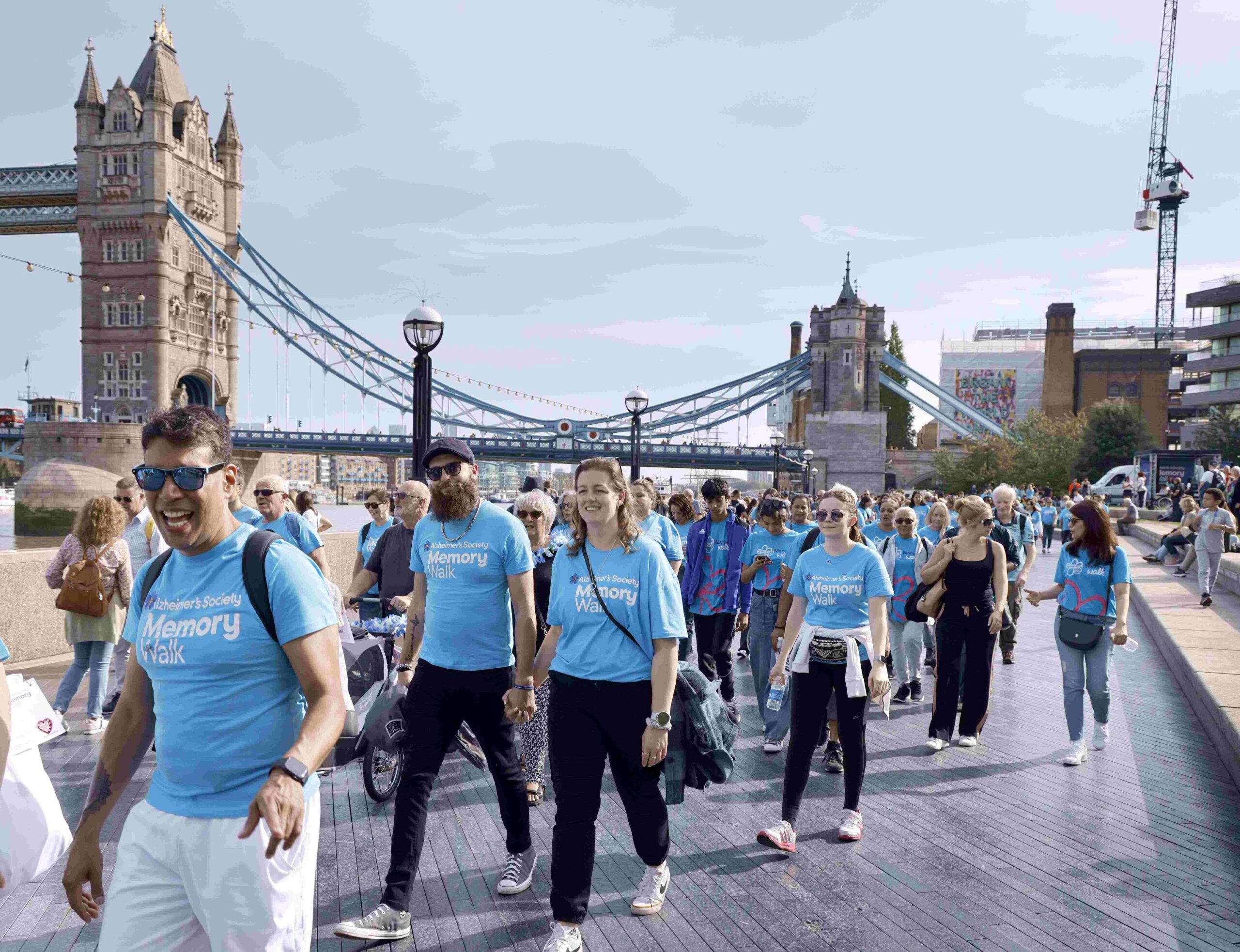 London Memory Walk returns to the iconic Potters Field Park - London TV